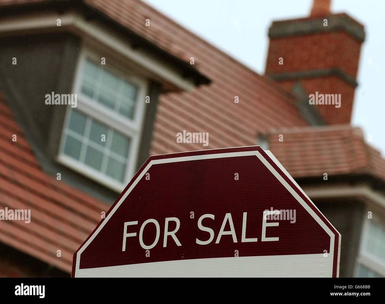 News consumer property hi-res stock photography and images - Alamy