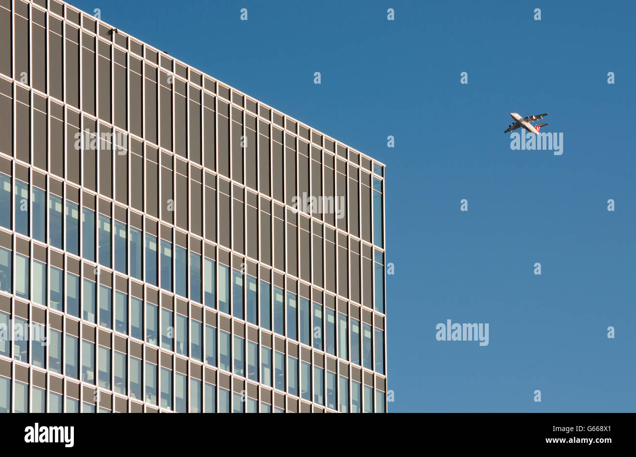 Bae office hi-res stock photography and images - Alamy