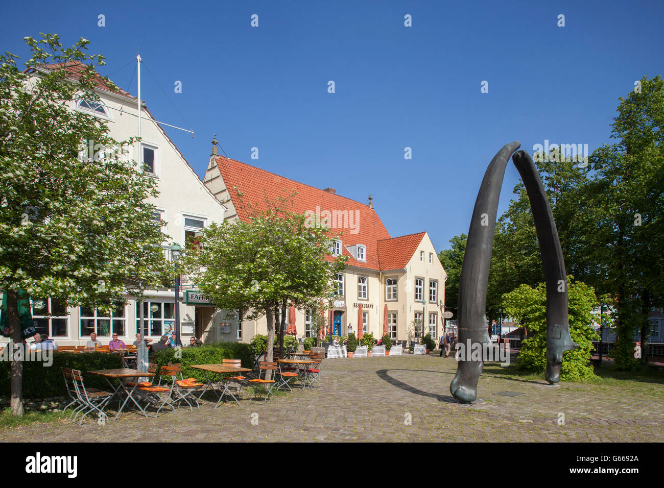 Whale jaw at Utkiek and Restaurant Havenhaus, Bremen-Vegesack, Bremen ...