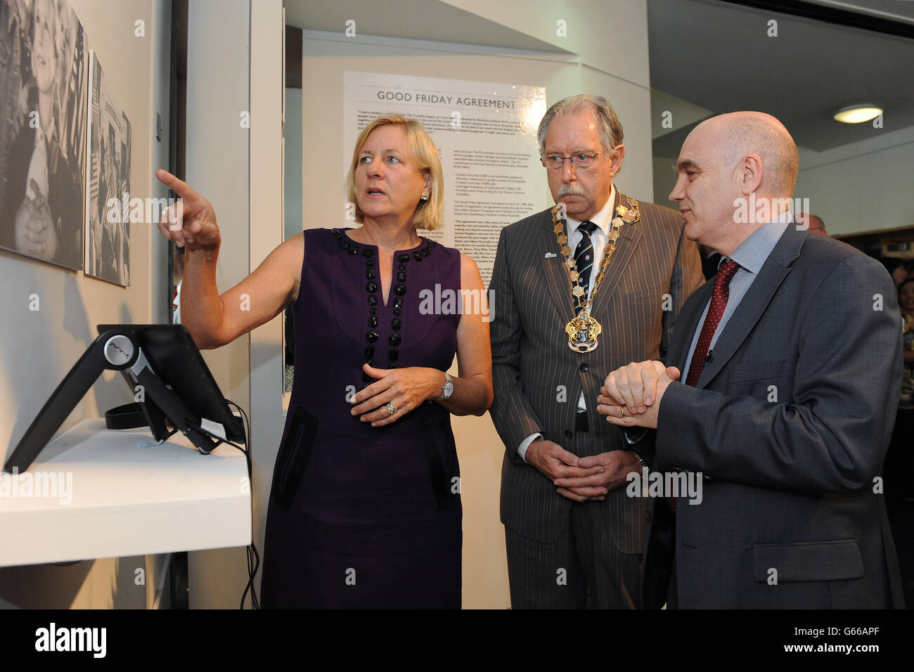 Foreign views hi-res stock photography and images - Alamy