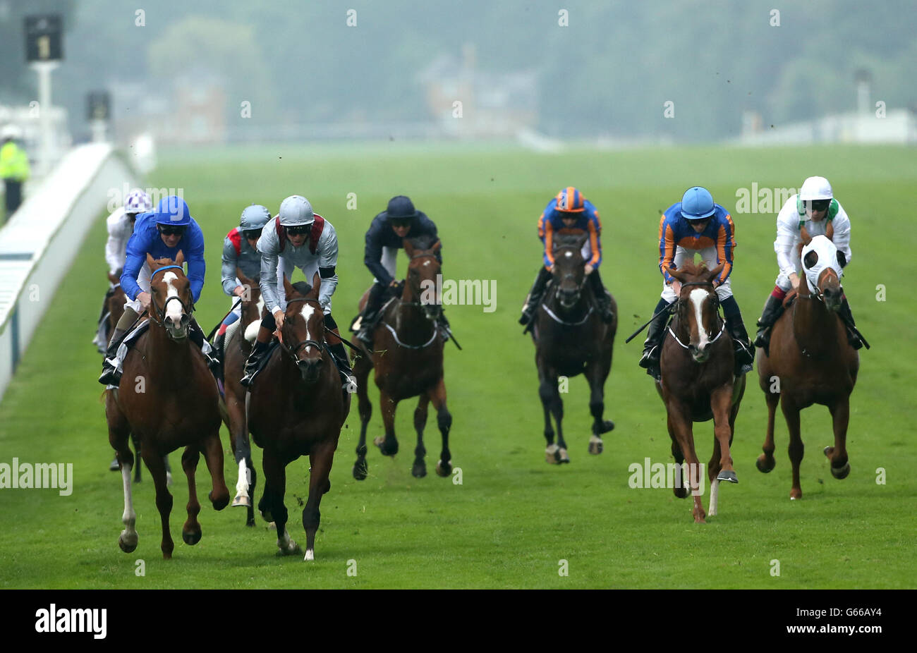 Dawn approach ascot hi-res stock photography and images - Alamy