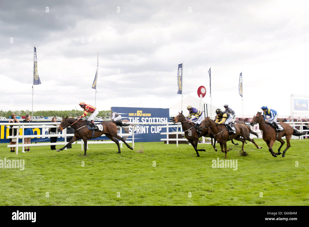 Horse Racing - Musselburgh Stock Photo - Alamy