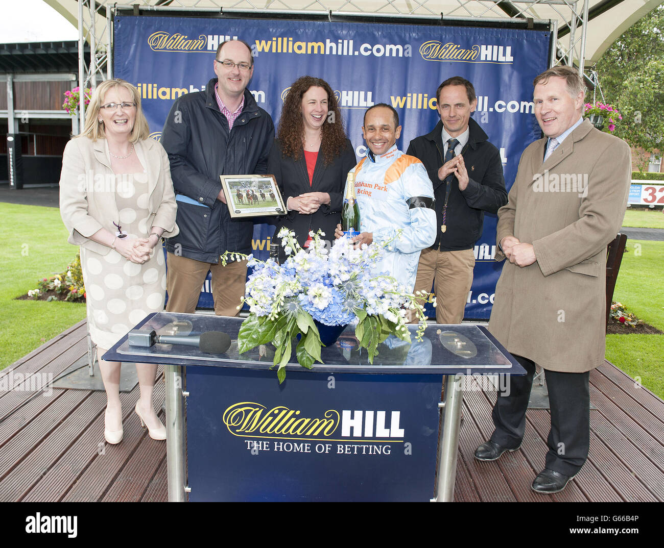 Winners presentation lexington rose hi-res stock photography and images ...