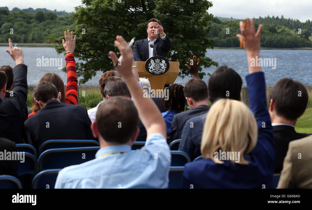 Press conference end g8 summit hi-res stock photography and images - Alamy