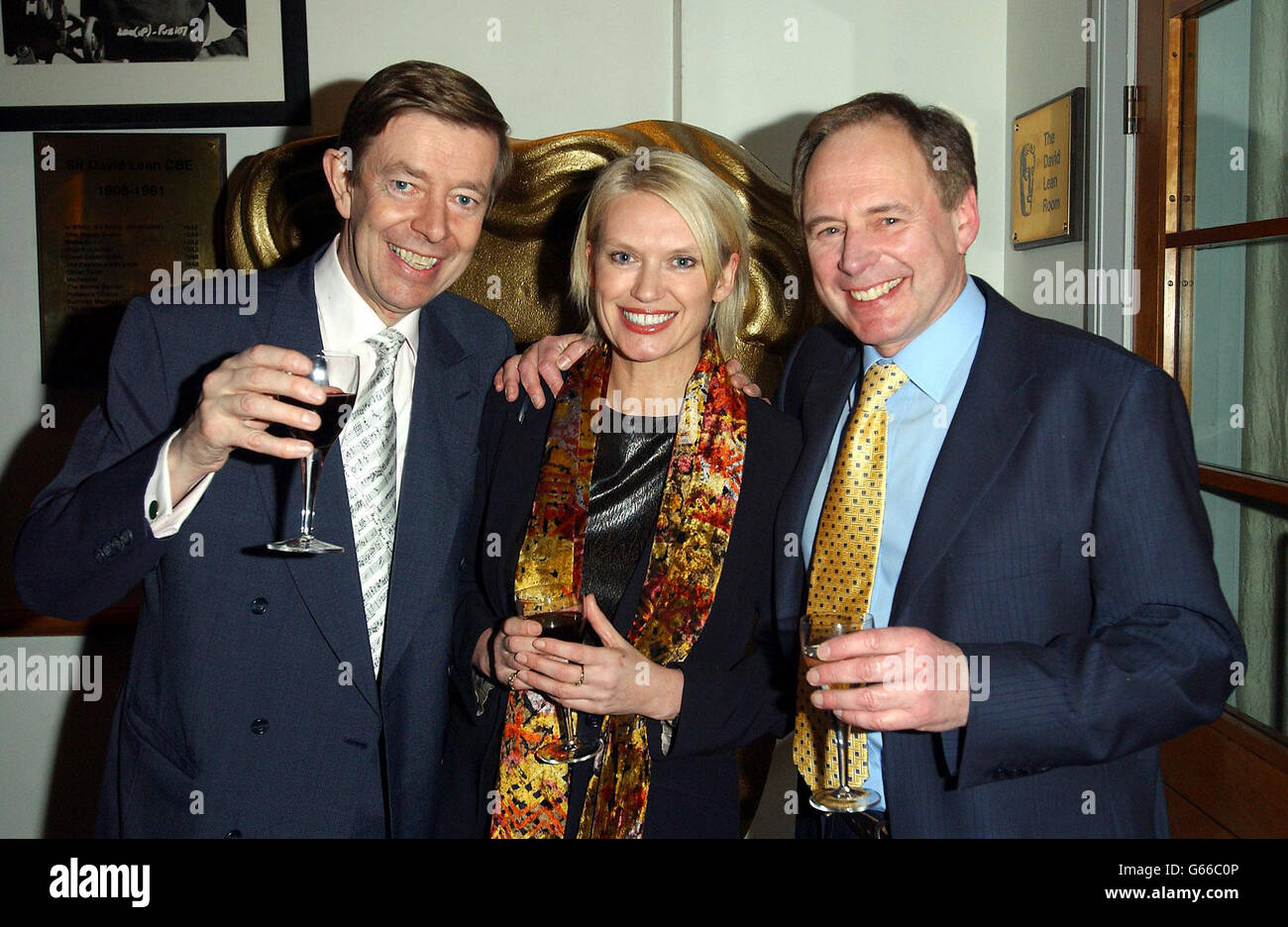 Tv am presenters l r nick owen hi-res stock photography and images - Alamy