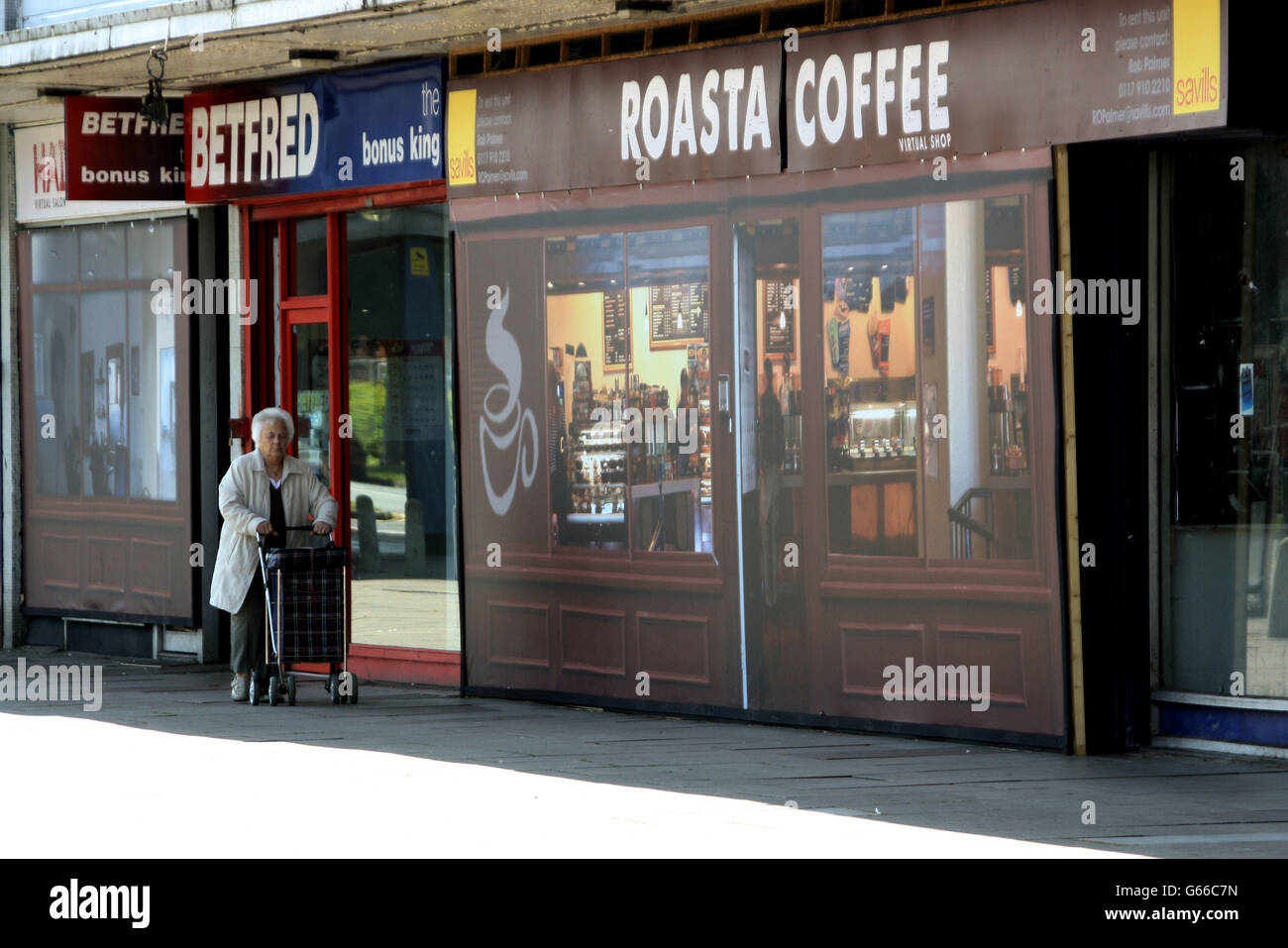 Fake shops in vacant centre lots hi-res stock photography and images ...