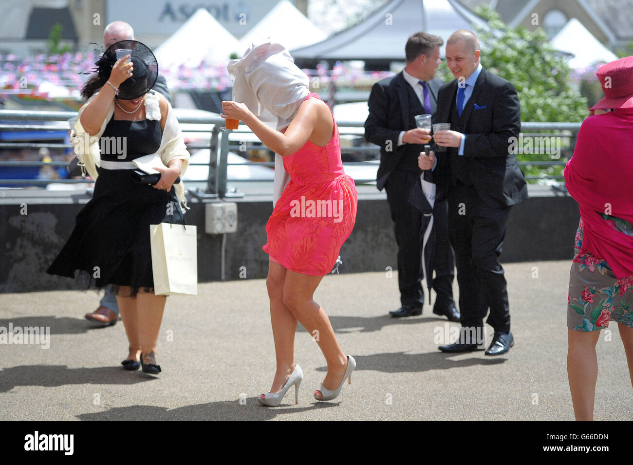 Ladies arrive in windy conditions ahead of day five of the Royal Ascot ...