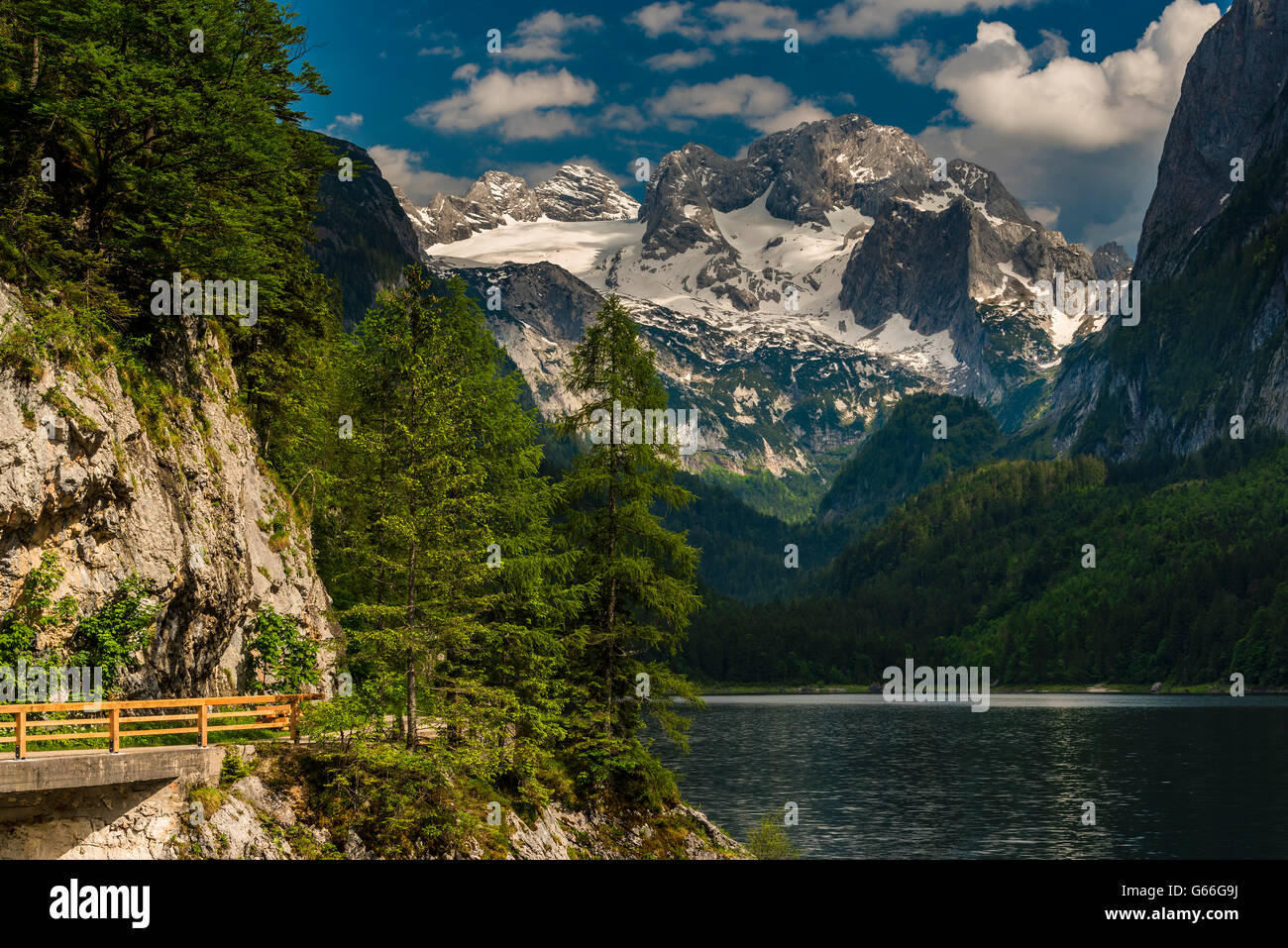 Gosausee lake with Hoher Dachstein mountain behind, Gosau, Upper ...