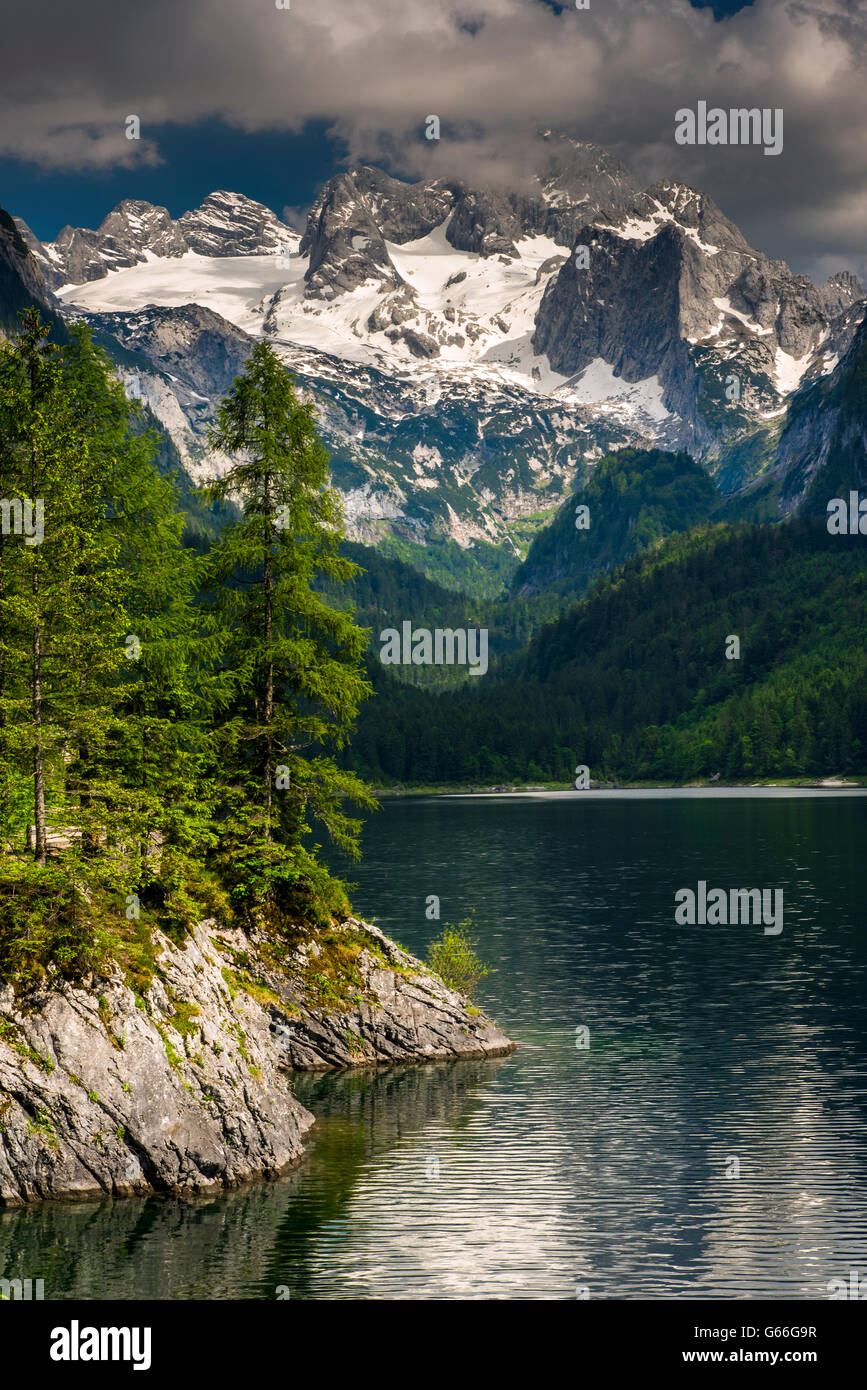 Gosausee lake with Hoher Dachstein mountain behind, Gosau, Upper ...