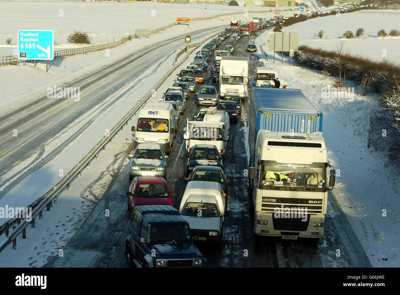 WEATHER - ICY ROADS Stock Photo - Alamy