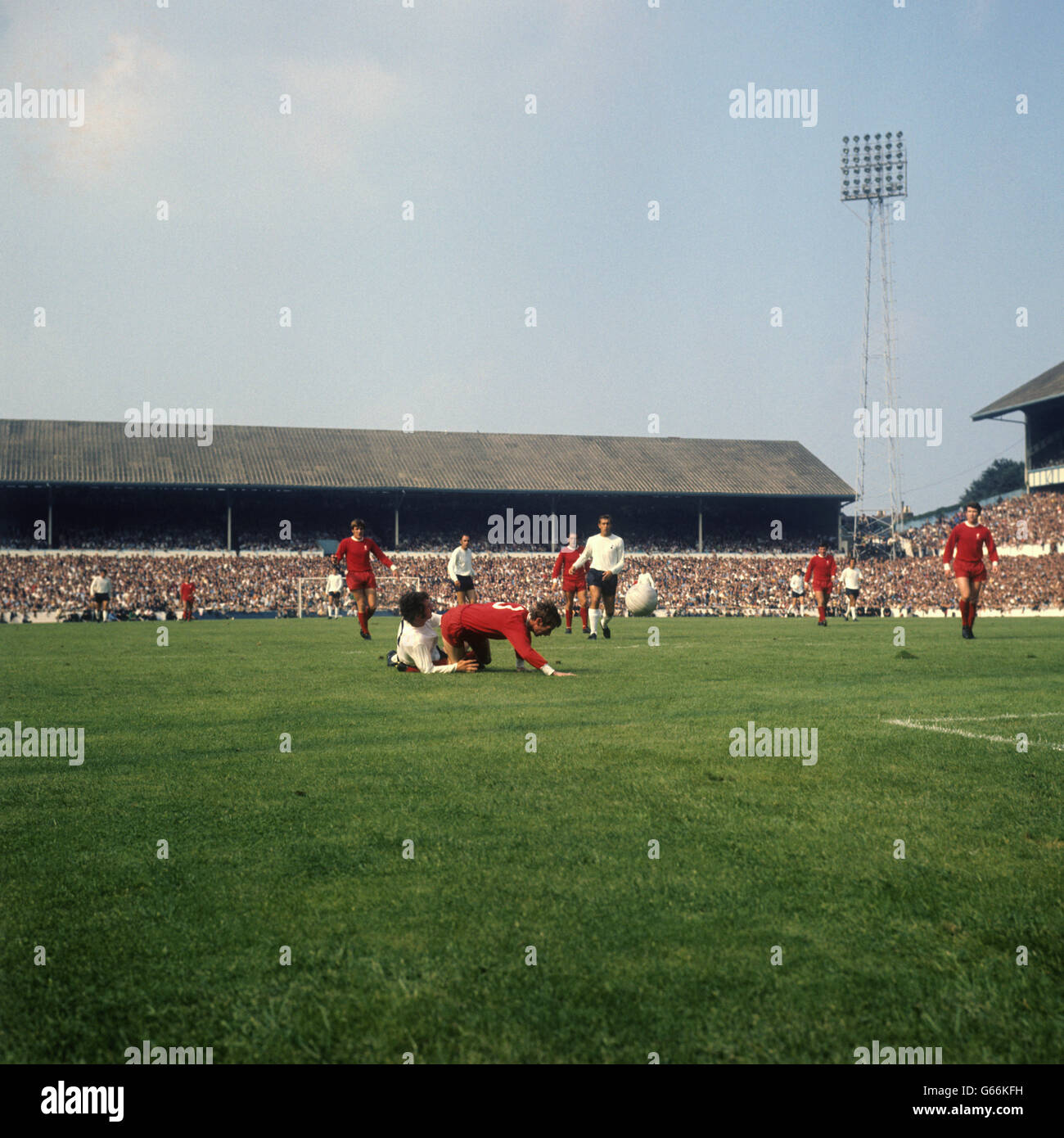 Jimmy Pearce, of Tottenham Hotspur, and Geoff Strong, of Liverpool (3 ...