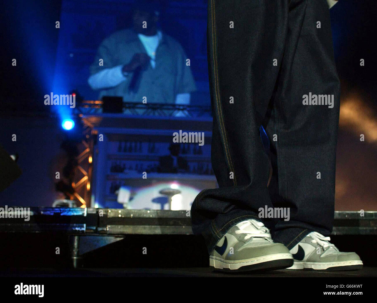 Jay z trainers wembley arena hi-res stock photography and images - Alamy