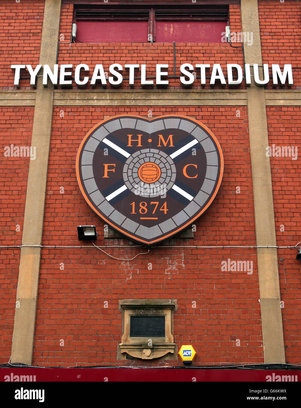 A general view tynecastle stadium hi-res stock photography and images ...