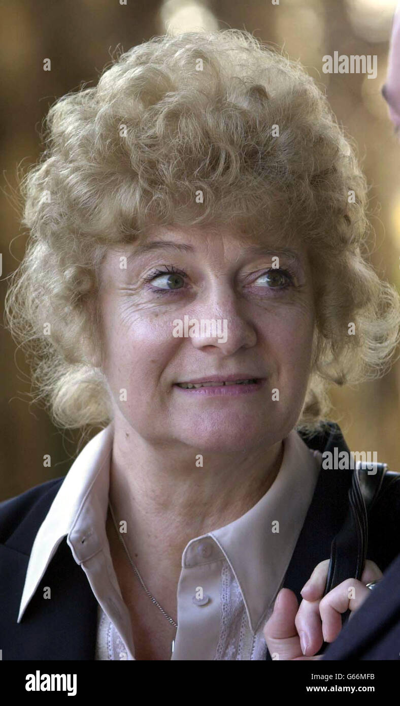 Bunny pinnington hi-res stock photography and images - Alamy