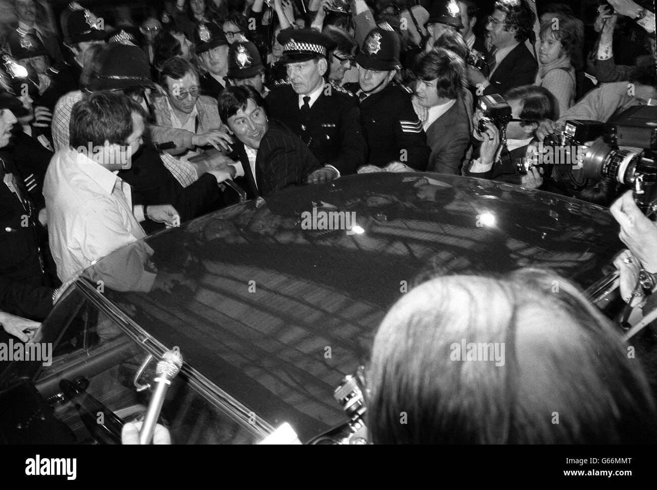 George davis hi-res stock photography and images - Alamy