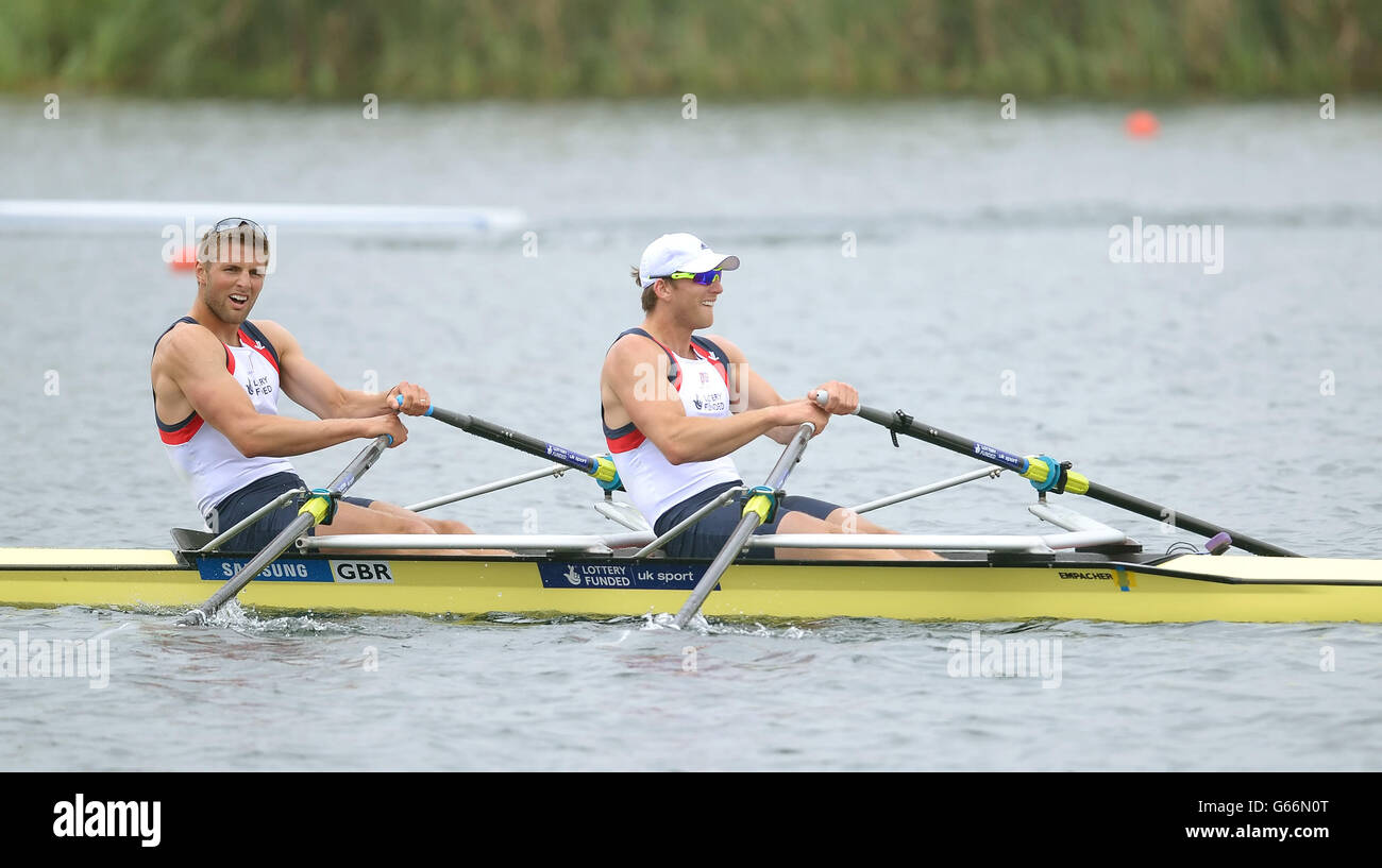 Great Britain's Bill Lucas (left) and Matt Langridge compete in their ...