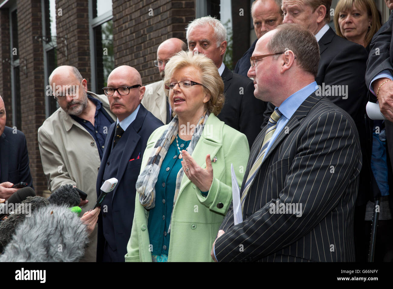 Julie hambleton hi-res stock photography and images - Alamy