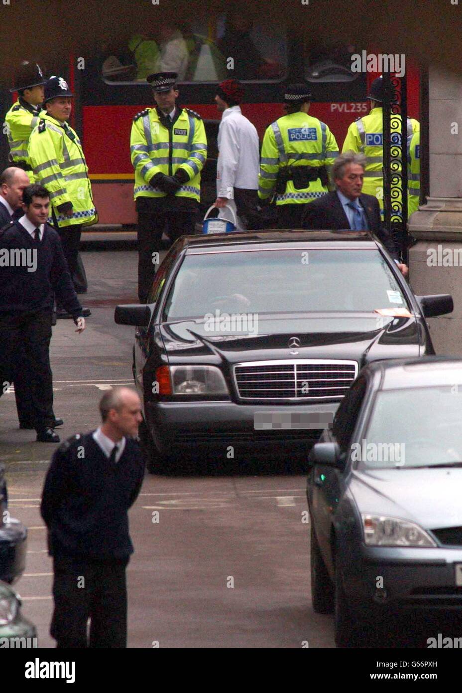 Zeta Jones - Hello trial Stock Photo - Alamy
