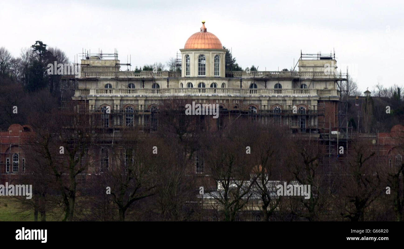 Hamilton palace framfield hi-res stock photography and images - Alamy