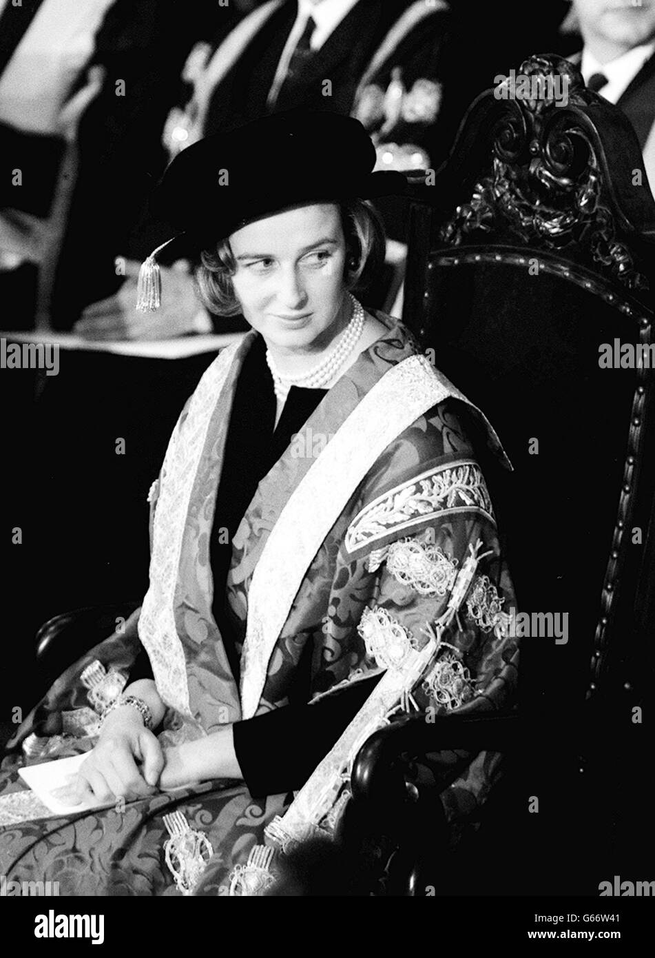 Ashton Town Hall High Resolution Stock Photography and Images - Alamy