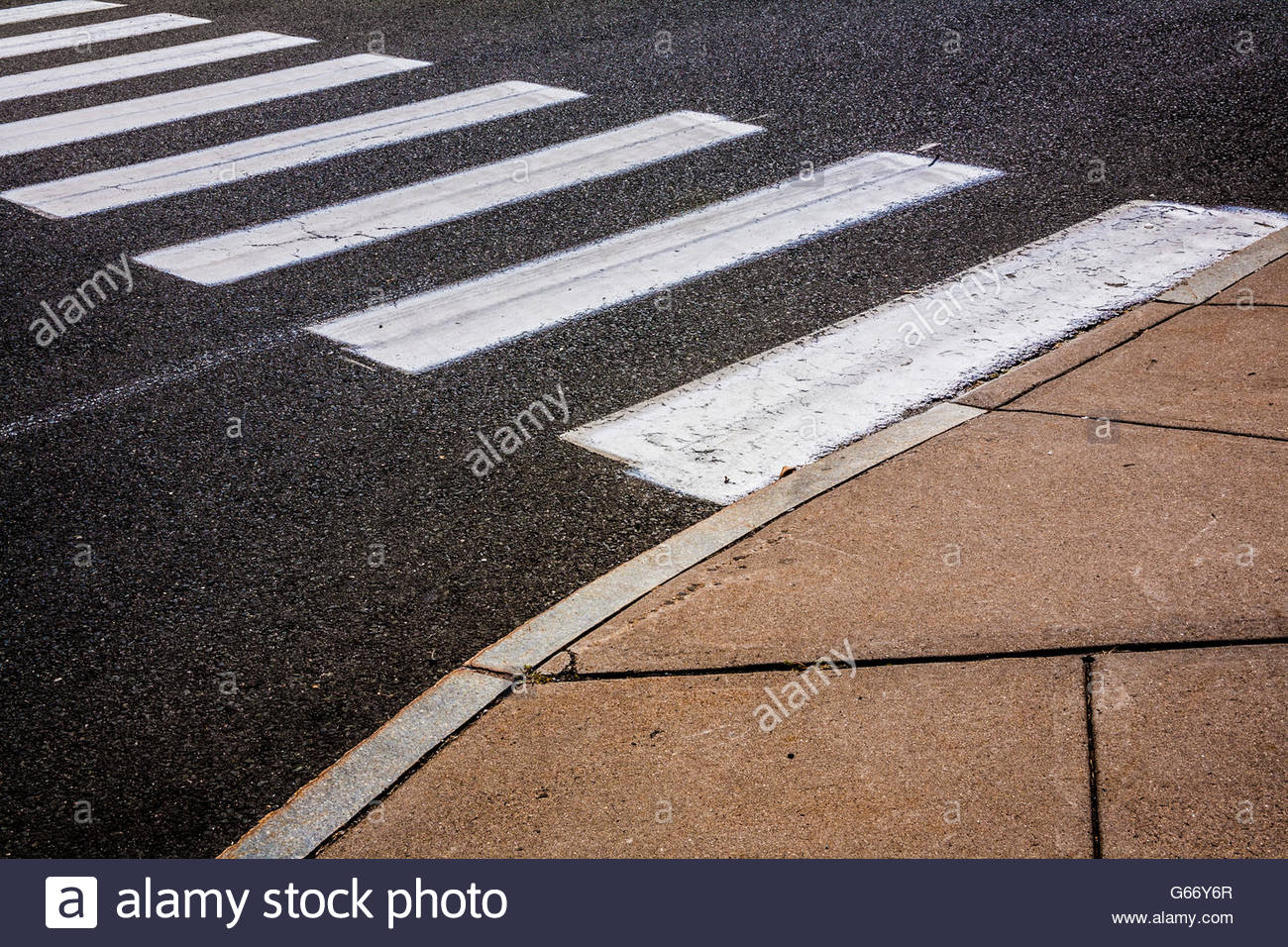 Empty Crosswalk Stock Photos & Empty Crosswalk Stock Images - Alamy