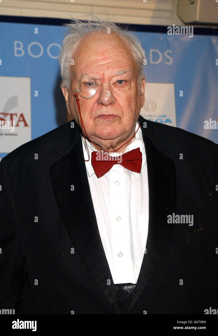 Patrick moore astronomer hi-res stock photography and images - Alamy