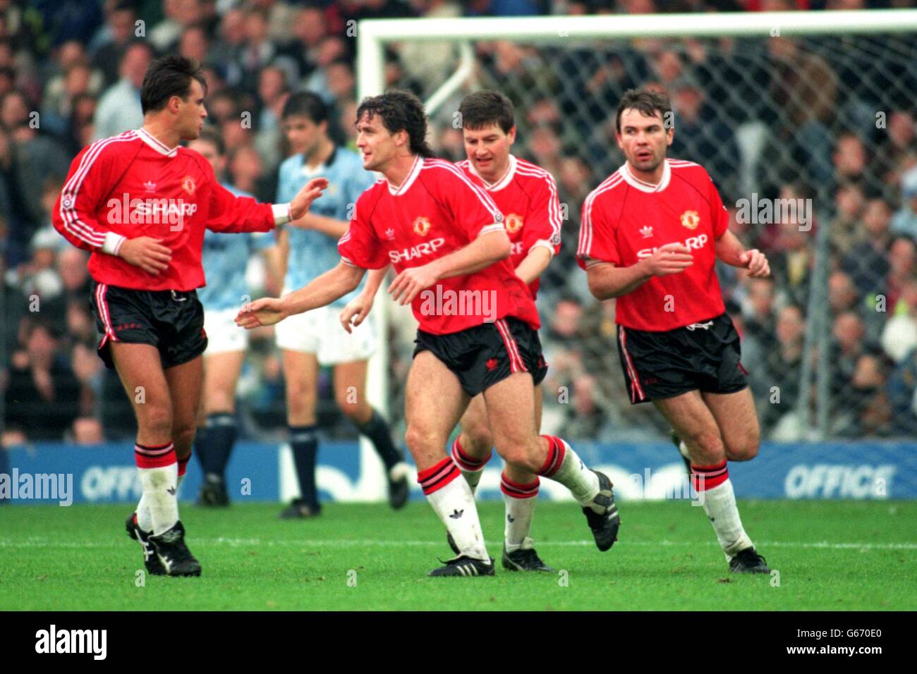MARK HUGHES [MANCHESTER UNITED] celebrates his goal. MANCHESTER CITY v ...