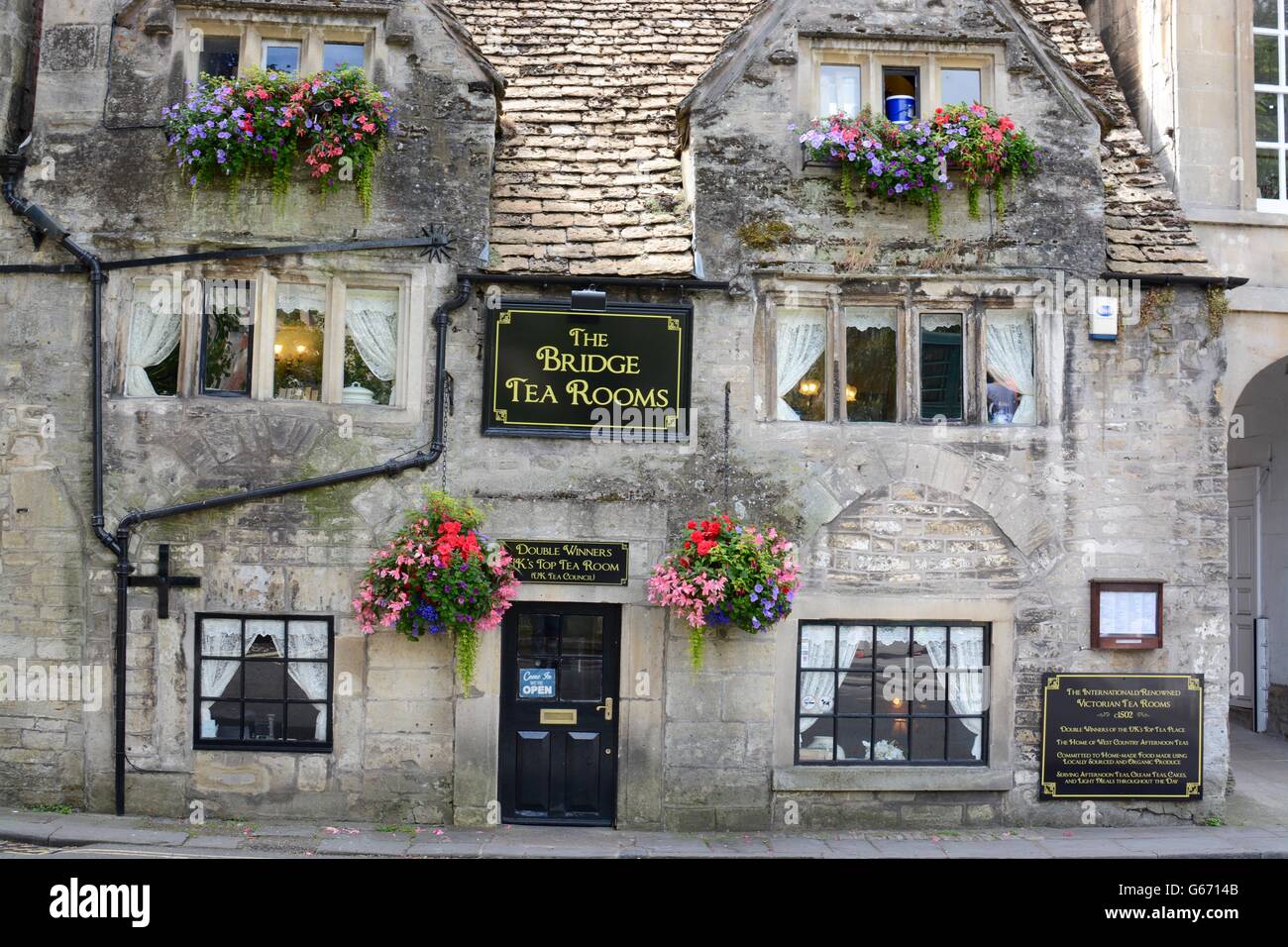 The bridge tea rooms hi-res stock photography and images - Alamy