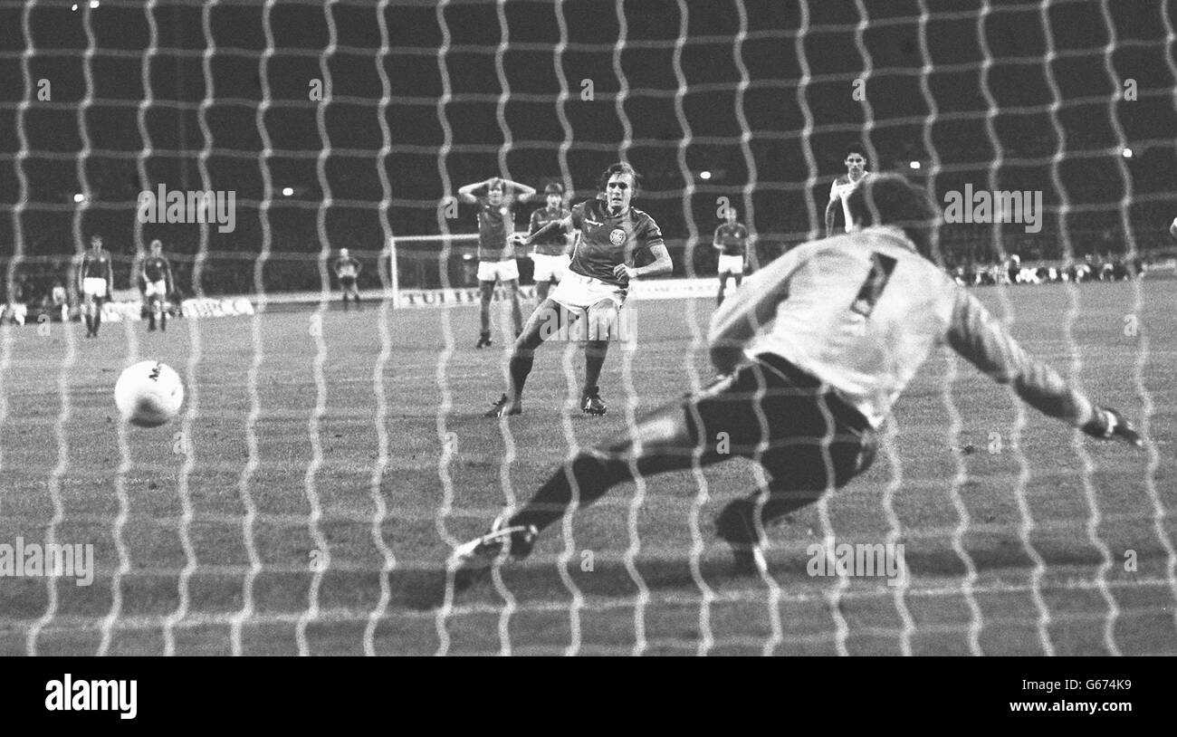 Allan simonsen hi-res stock photography and images - Alamy