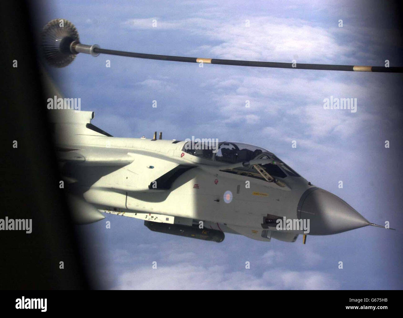 Raf vc10 refueling aircraft hi-res stock photography and images - Alamy