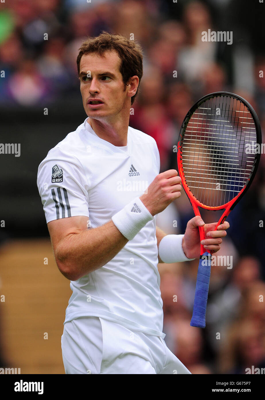 Great Britain's Andy Murray celebrates defeating Germany's Benjamin ...