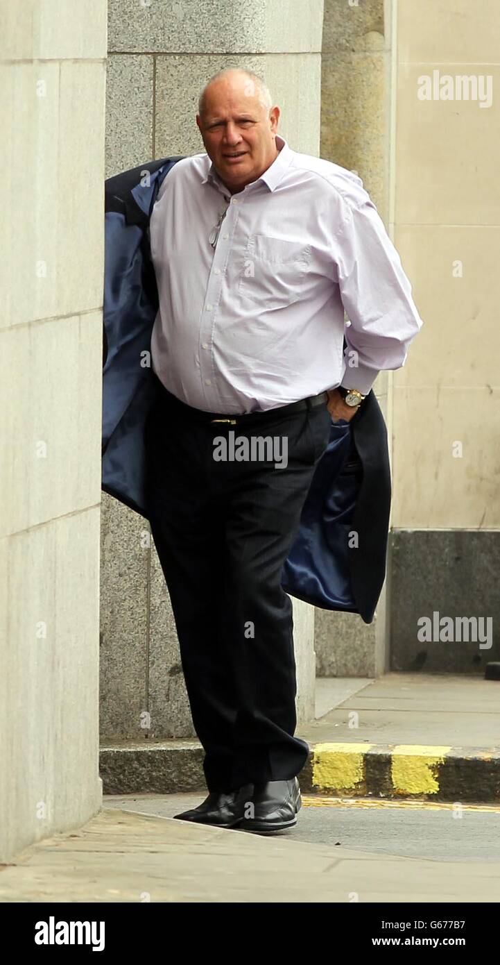 News courts shah hi-res stock photography and images - Alamy