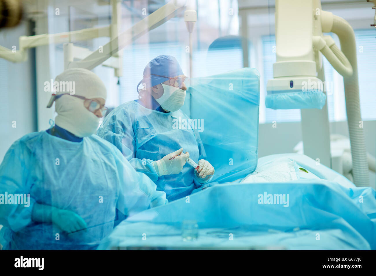 Coronary operation hi-res stock photography and images - Alamy