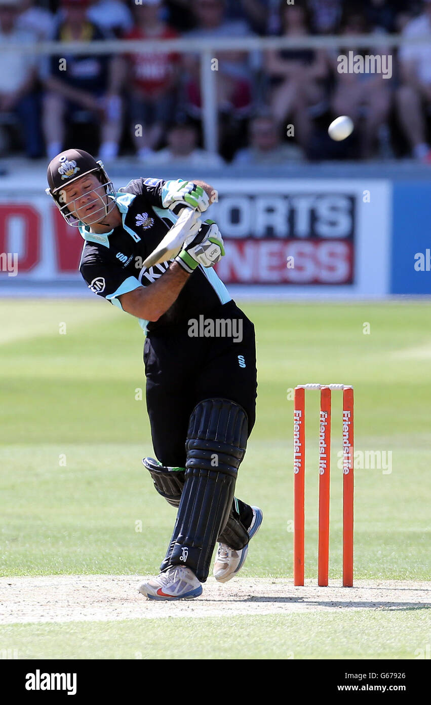 Cricket - Friends Life T20 - Kent v Surrey - Canterbury. Surrey's Ricky ...