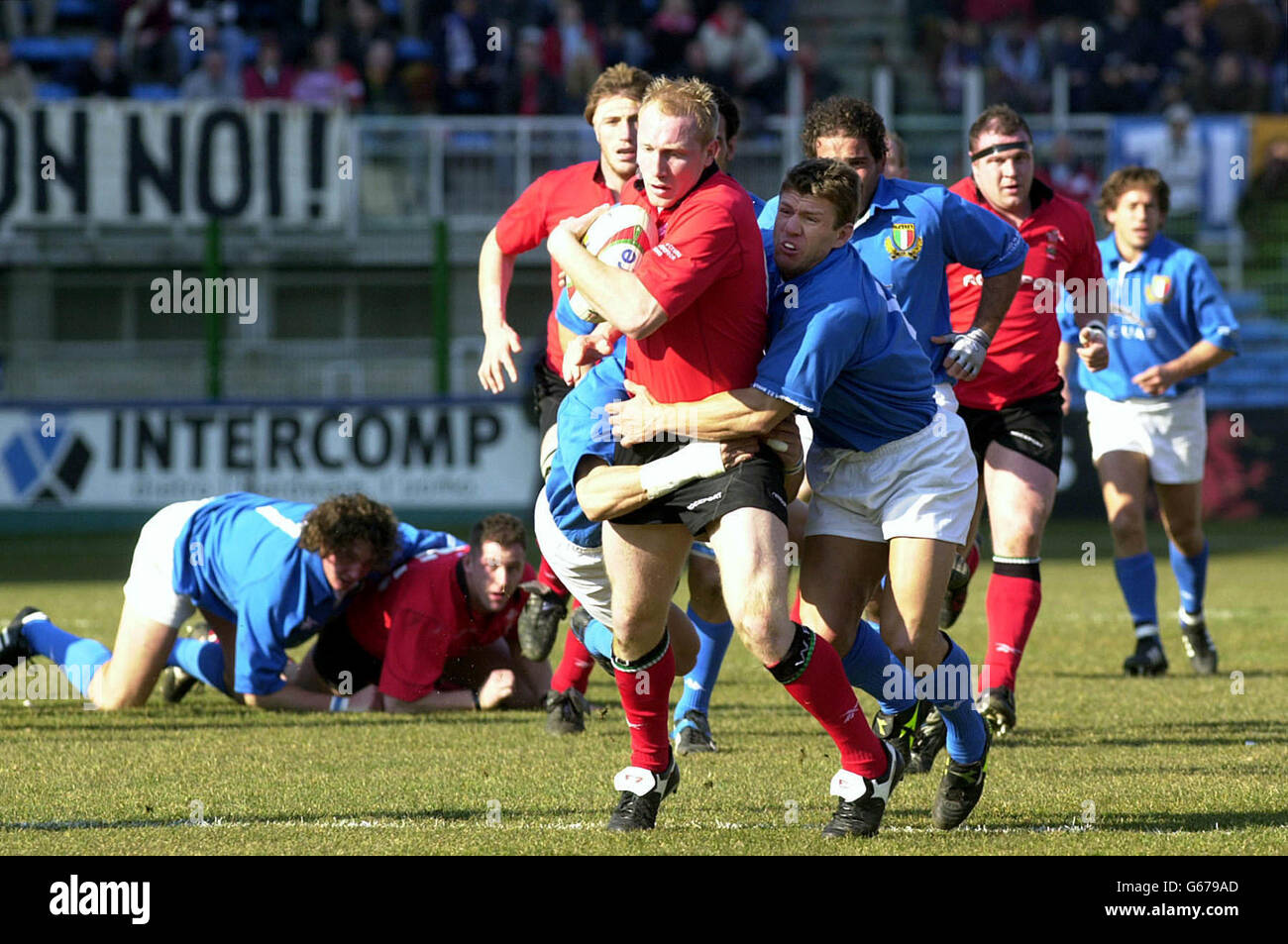 Rugby union rbs six nations rbs nations action tom shanklin hi-res ...