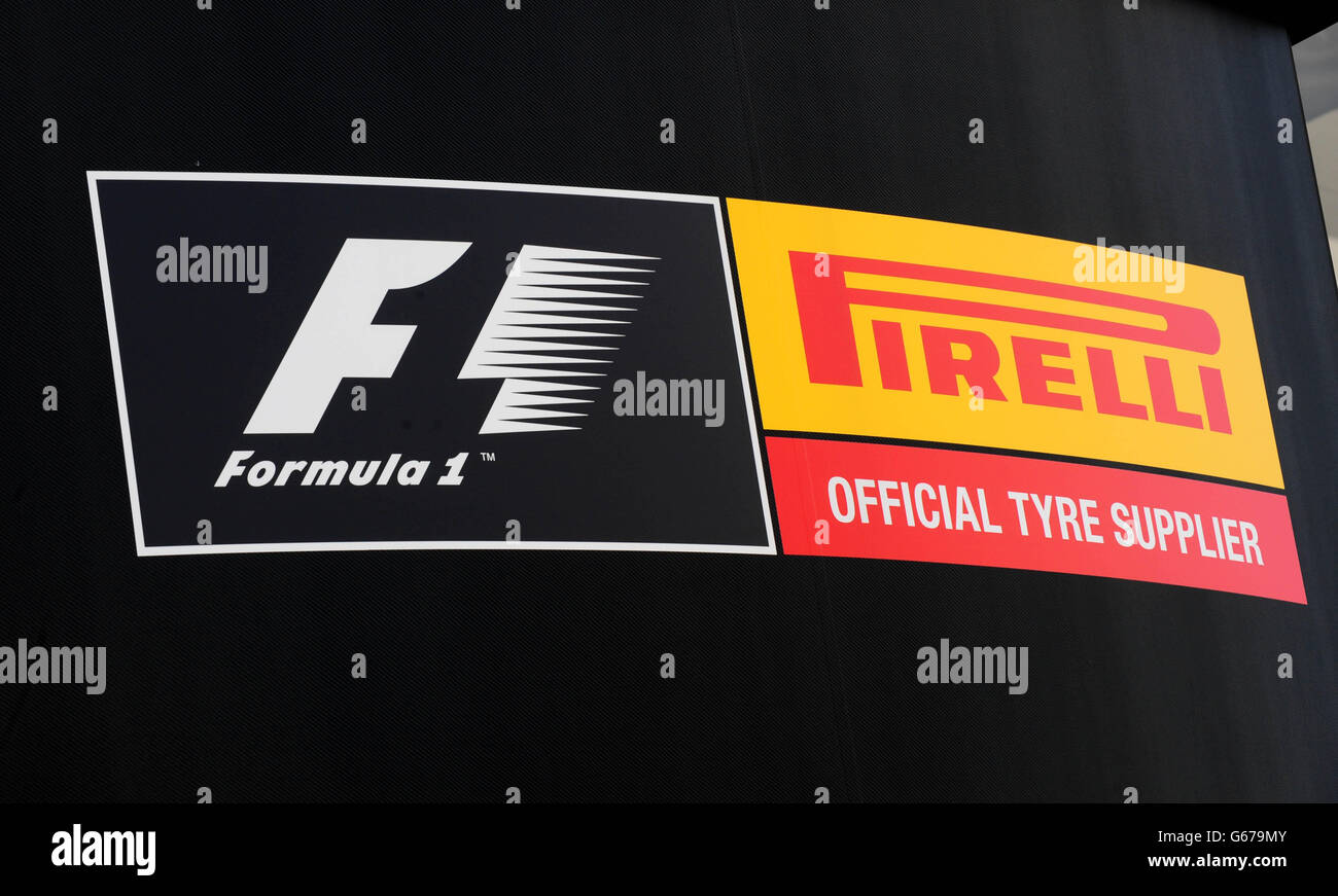 Silverstone circuit sign hi-res stock photography and images - Alamy