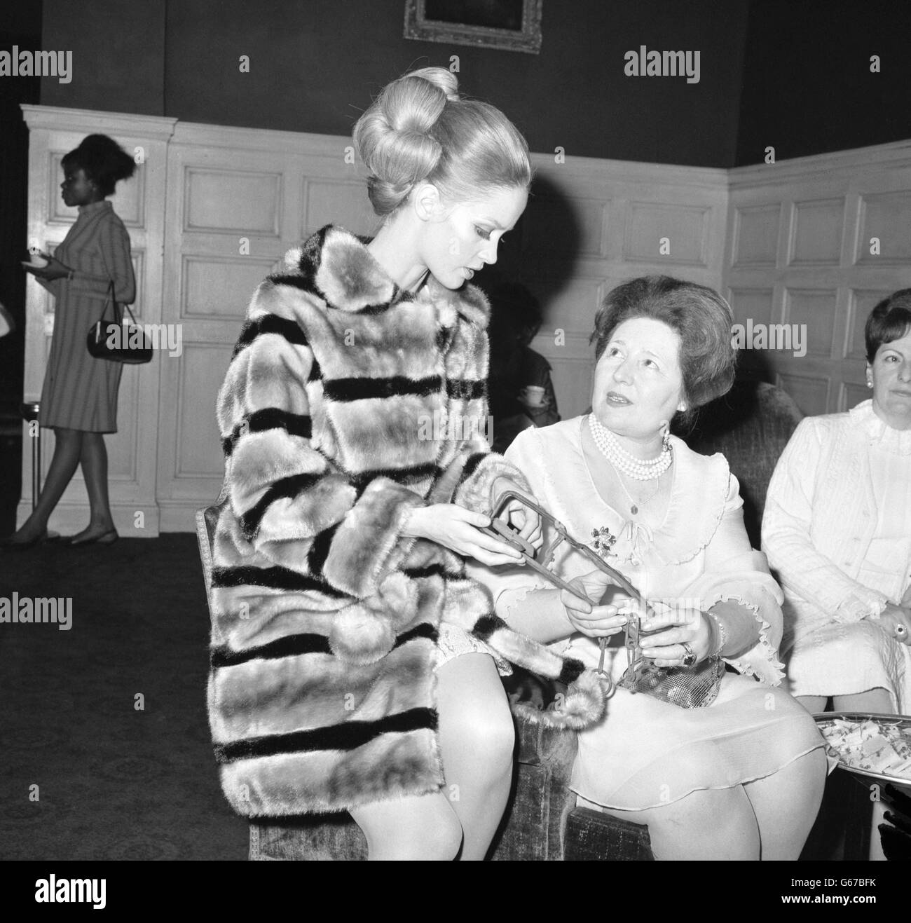 Our lady of hope Black and White Stock Photos & Images - Alamy