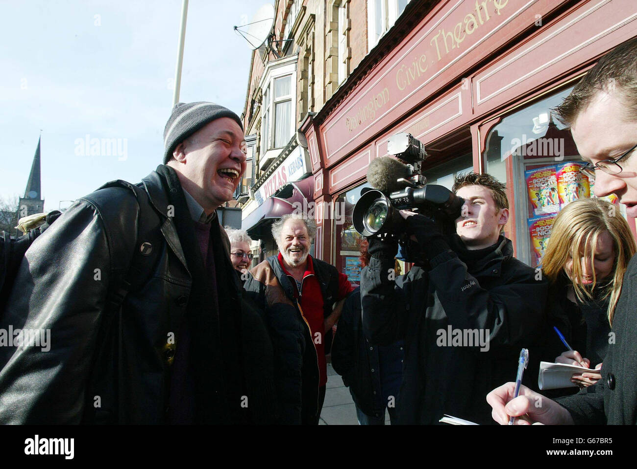 Tv presenter matthew kelly arrives at darlington civic theatre hi-res ...