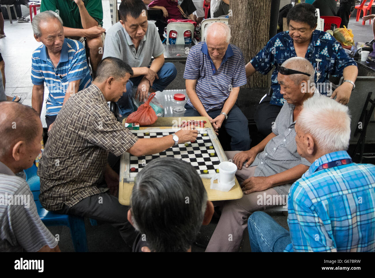 Seniors activity hi-res stock photography and images - Alamy