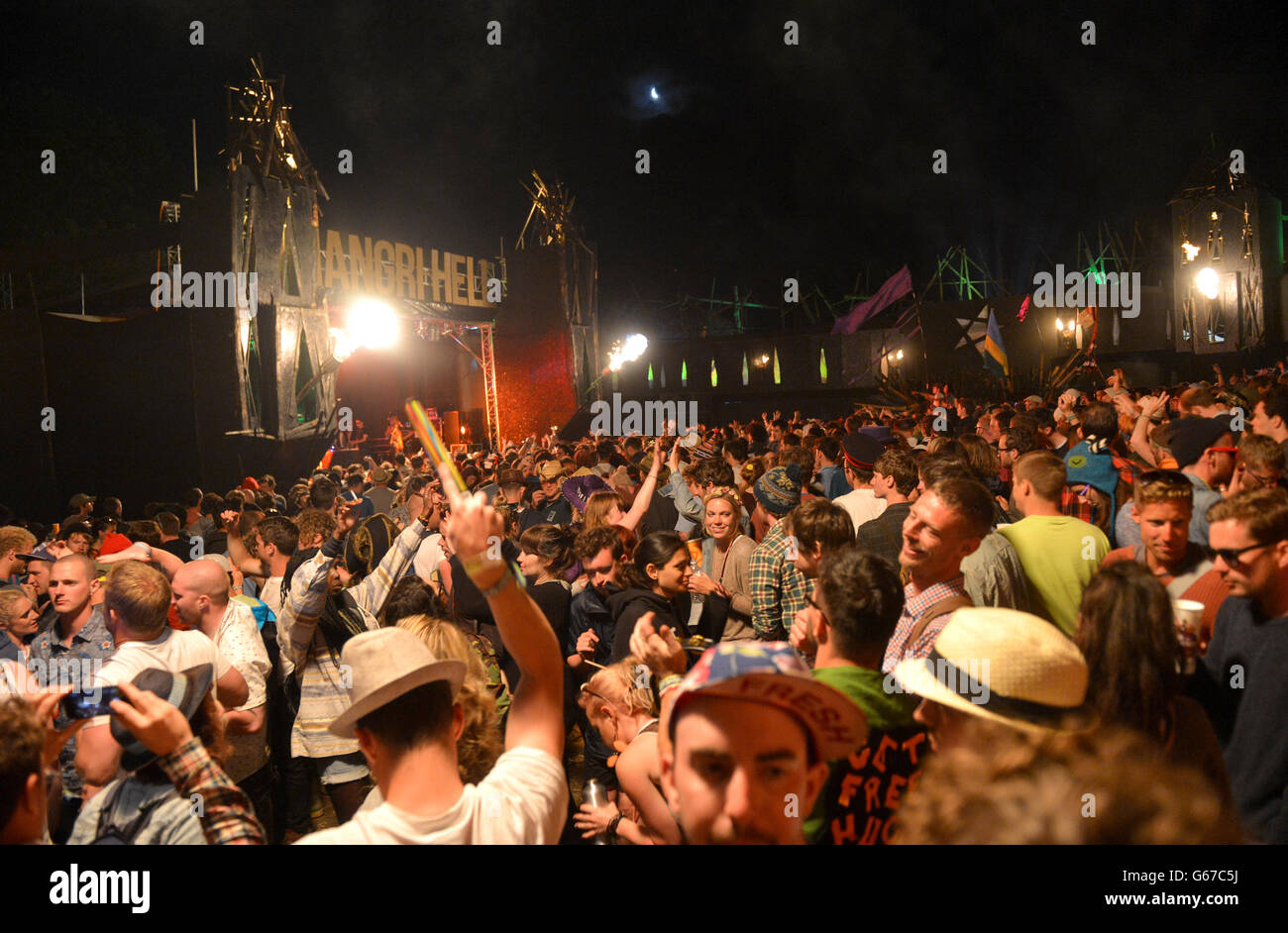 Shangri hell hell stage glastonbury hi-res stock photography and images ...