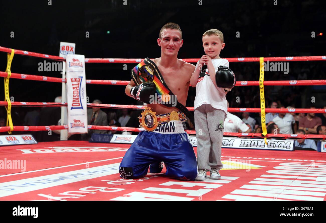 Kevin Satchell celebrates his victory over Iain Butcher in the BBBofC ...