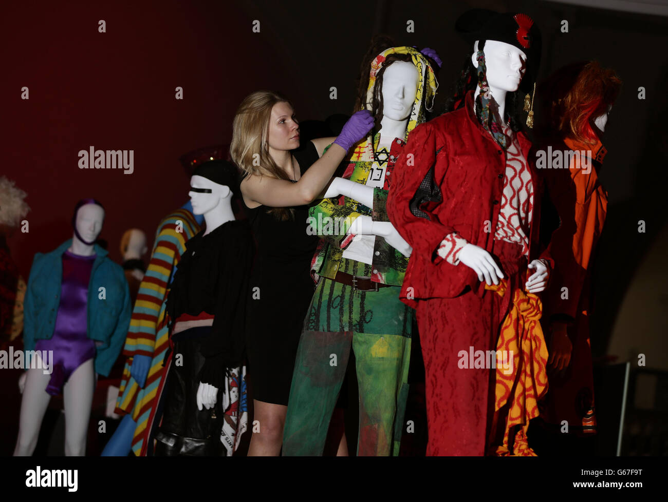 Boy george 1980s hi-res stock photography and images - Alamy