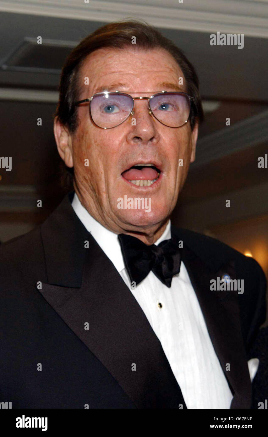 Actor Roger Moore arriving at The Savoy Hotel for the Evening Standard ...