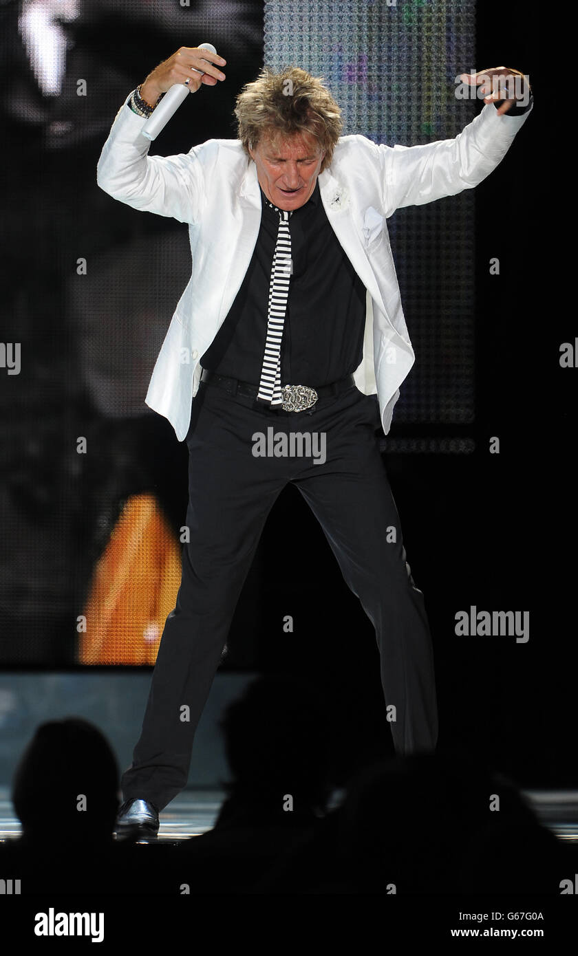 Rod Stewart in Concert - Birmingham Stock Photo - Alamy