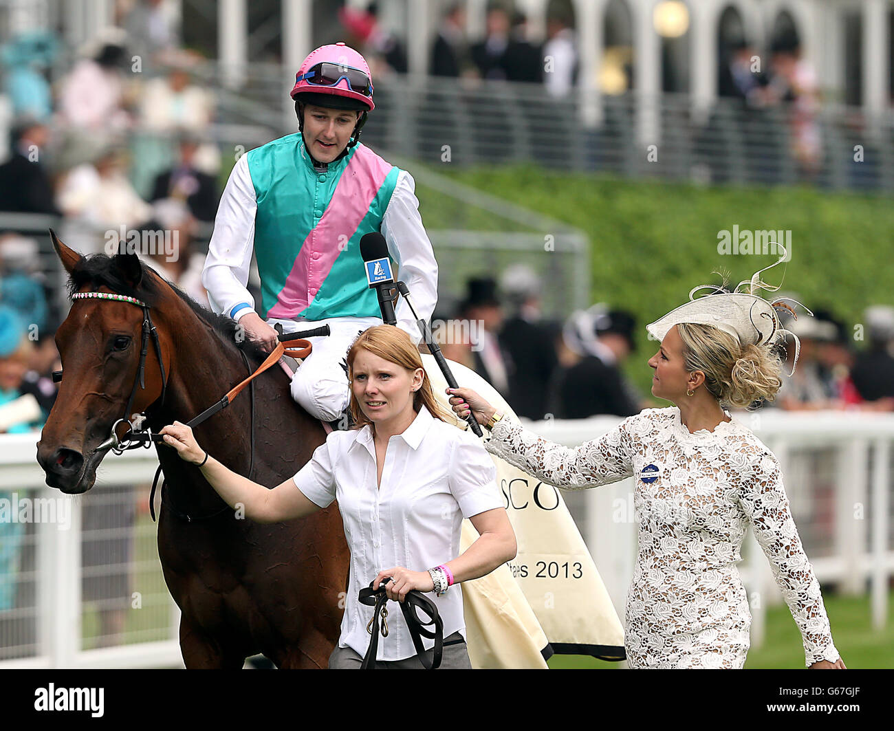 Channel 4 presenter emma spencer hi-res stock photography and images ...