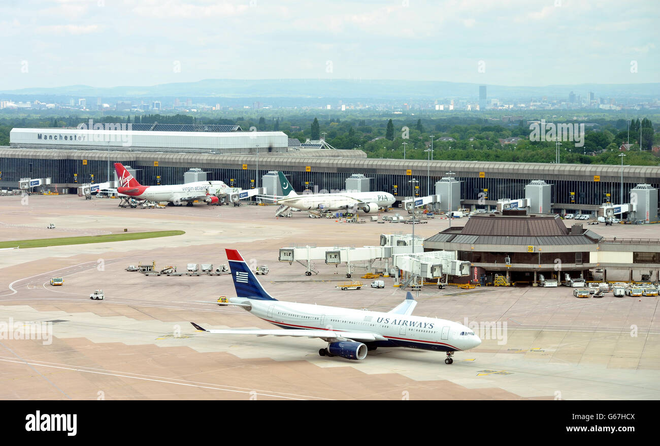Manchester Airport's new control tower. 20m control tower Stock Photo ...