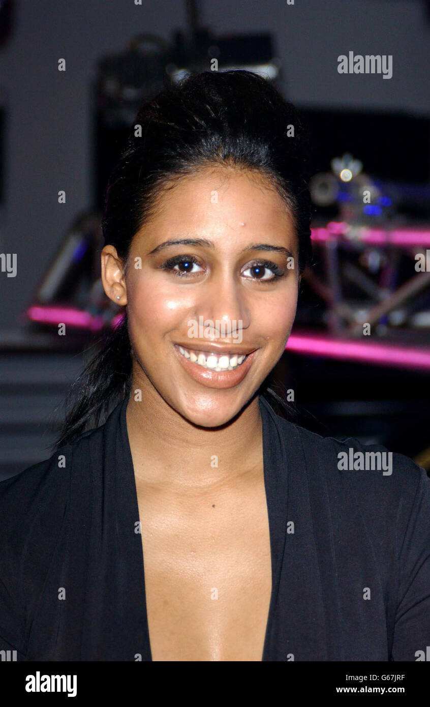 Vh 1 born to diva contestant taryn charles hi-res stock photography and ...