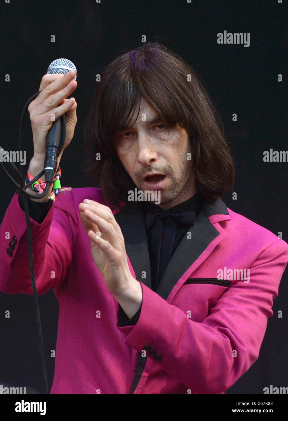 Primal scream glastonbury festival hi-res stock photography and images ...