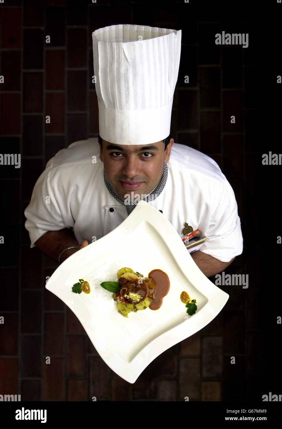 Longani hi-res stock photography and images - Alamy