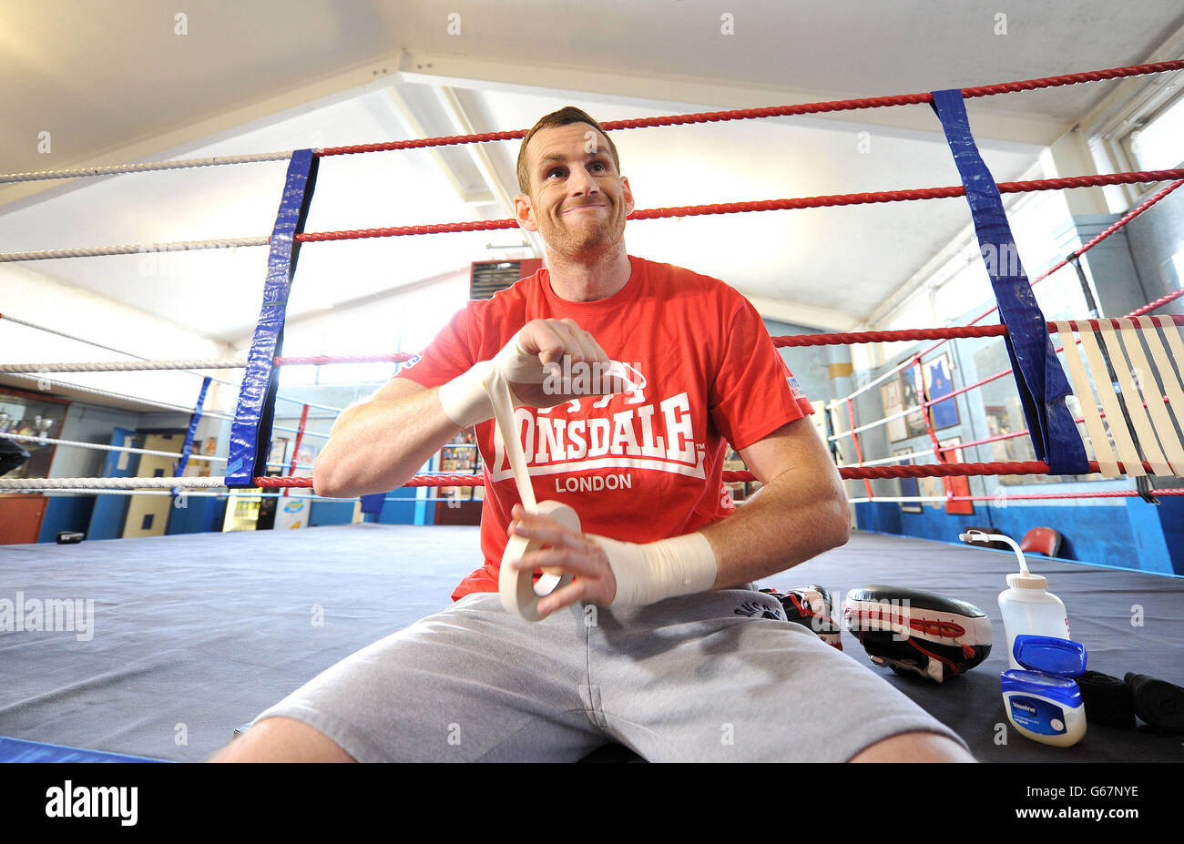 Boxing - David Price Media Workout - Sailsbury ABC. David Price tapes ...
